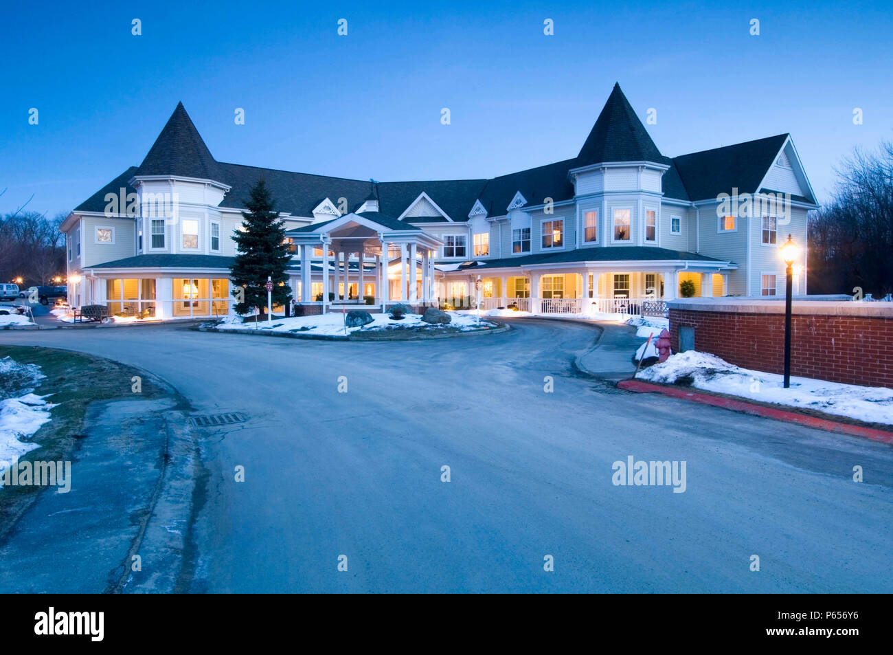 Two storey pavilion hi-res stock photography and images - Alamy