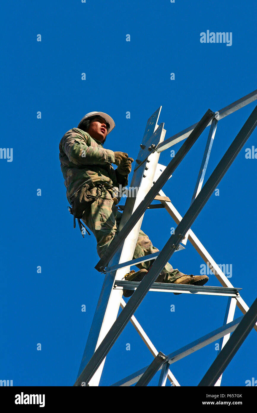 Pylons sky construction site hi-res stock photography and images - Alamy