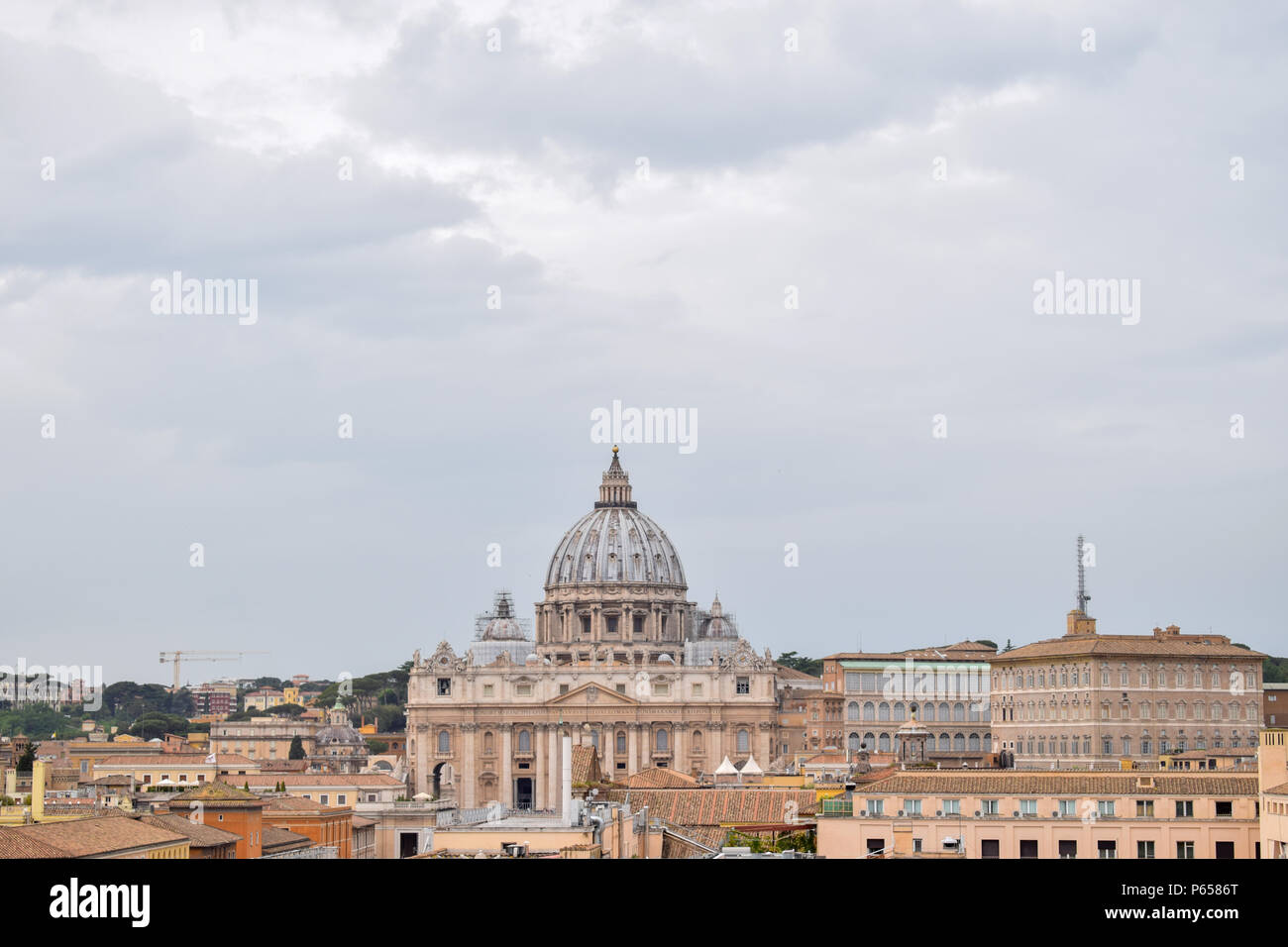 Landscape view of St. Peter's Basilica - Rome Italy Stock Photo - Alamy
