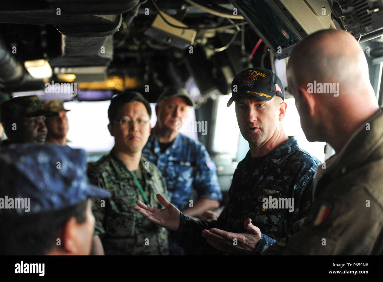160502-N-UT455-080 SAN DIEGO (May 2, 2016) – USS Makin Island (LHD 8 ...