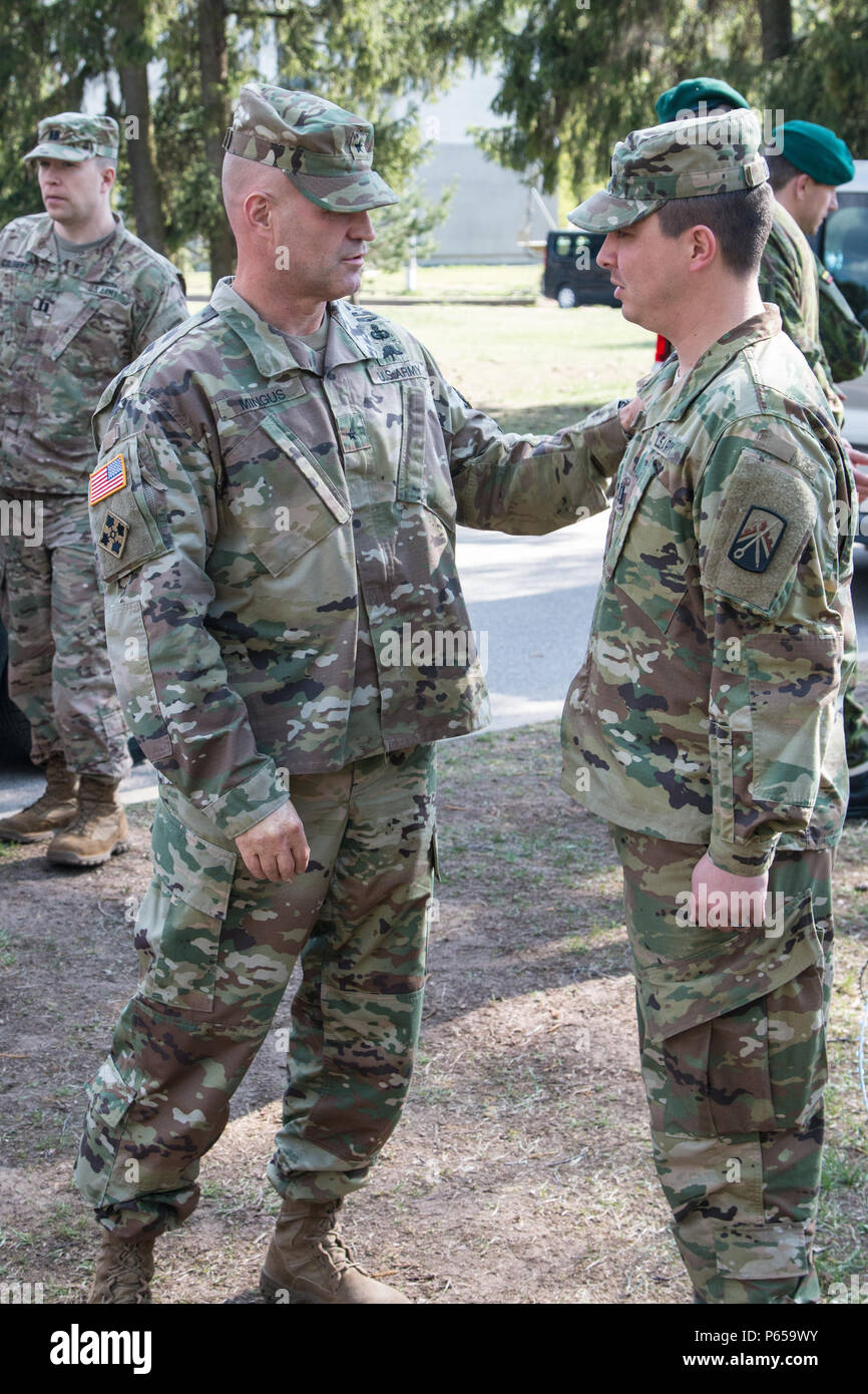 Brig. Gen. James J. Mingus, the 4th Infantry Division deputy commander ...