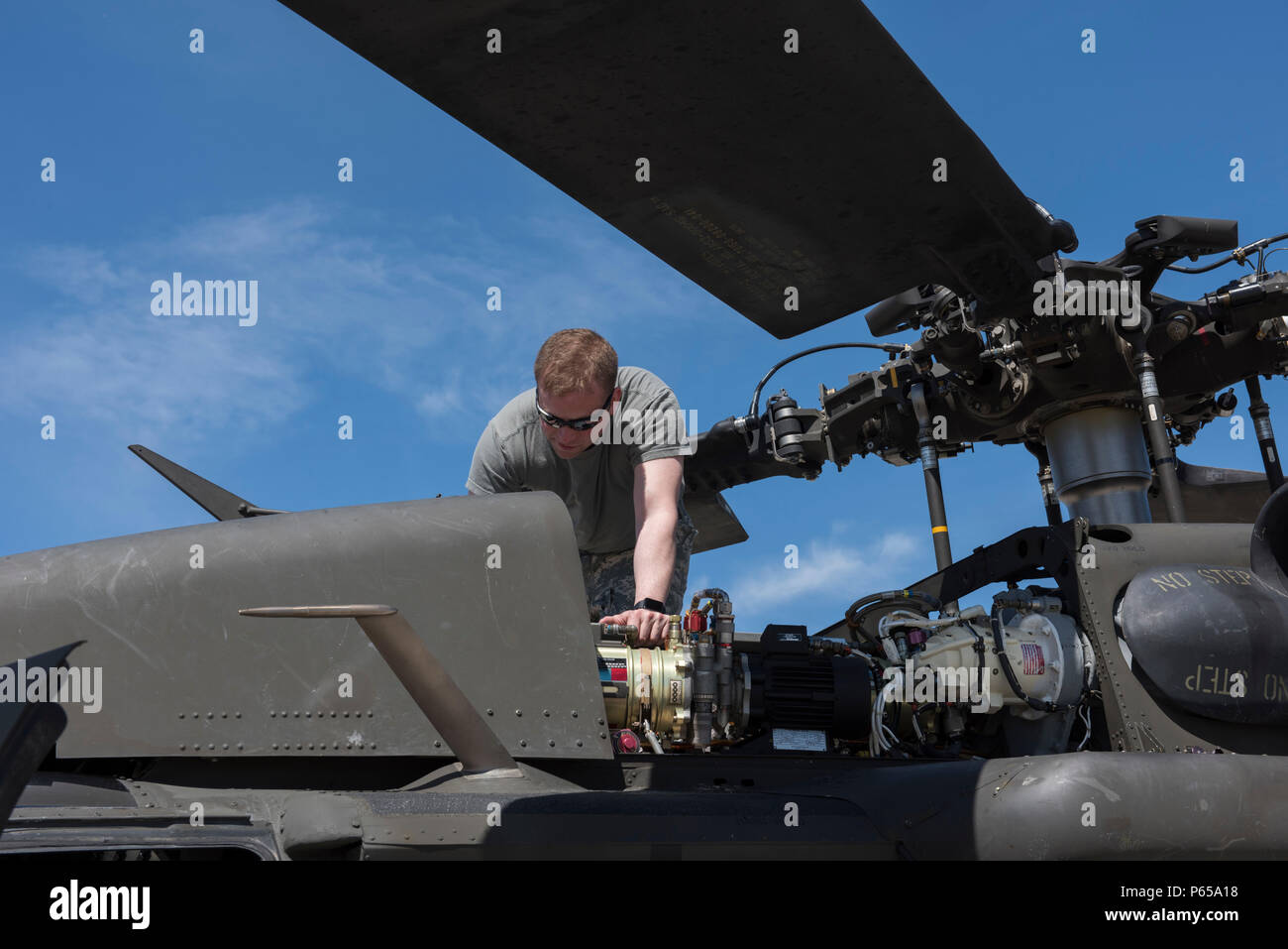 U.S. Army Capt. Brian Williams, instructor pilot, Charlie Company, 3rd ...