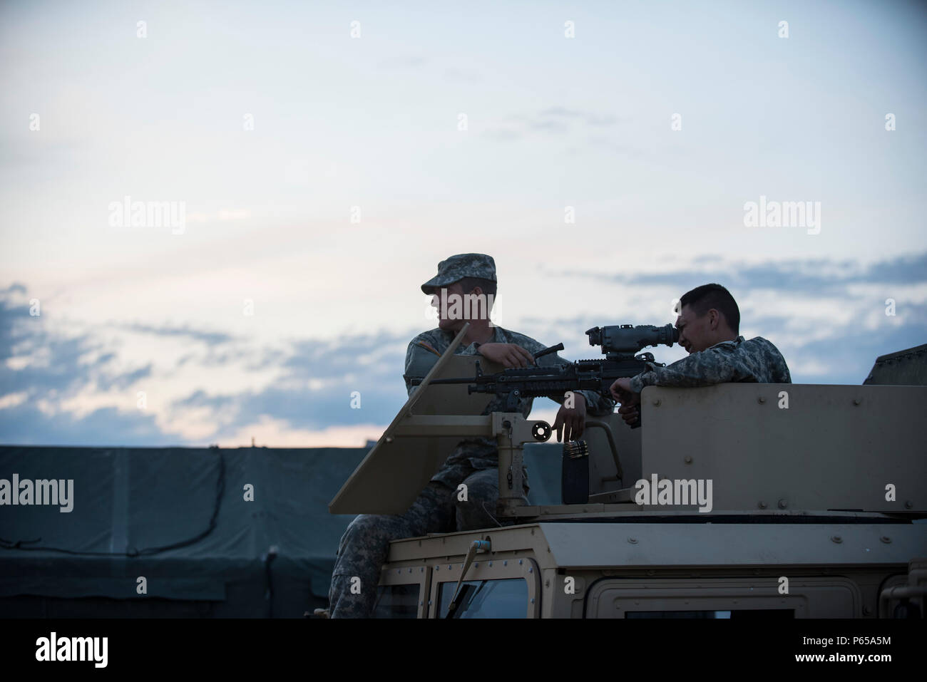 Scope of an m249 hi-res stock photography and images - Alamy