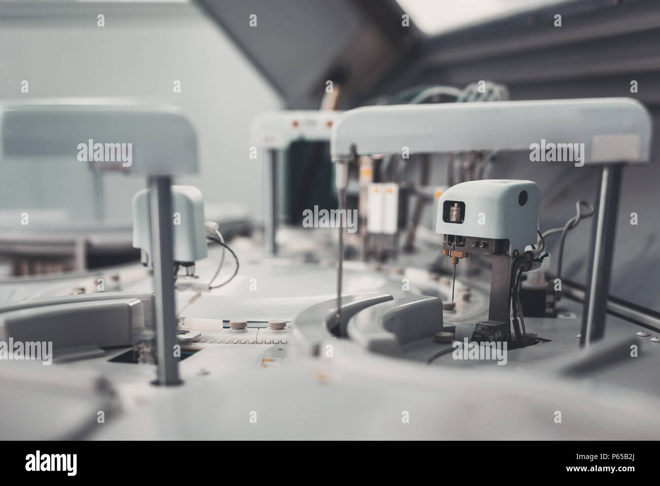 Microbiology instrument hi-res stock photography and images - Alamy