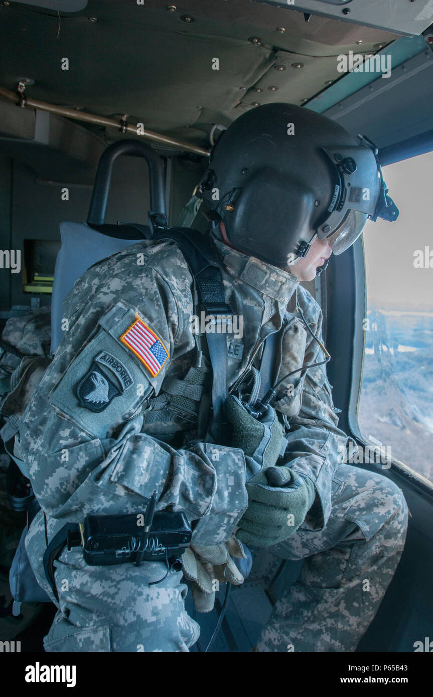 U.S. Army Sgt. Carlton Quenneville, crew chief, Charlie Company, 3rd ...