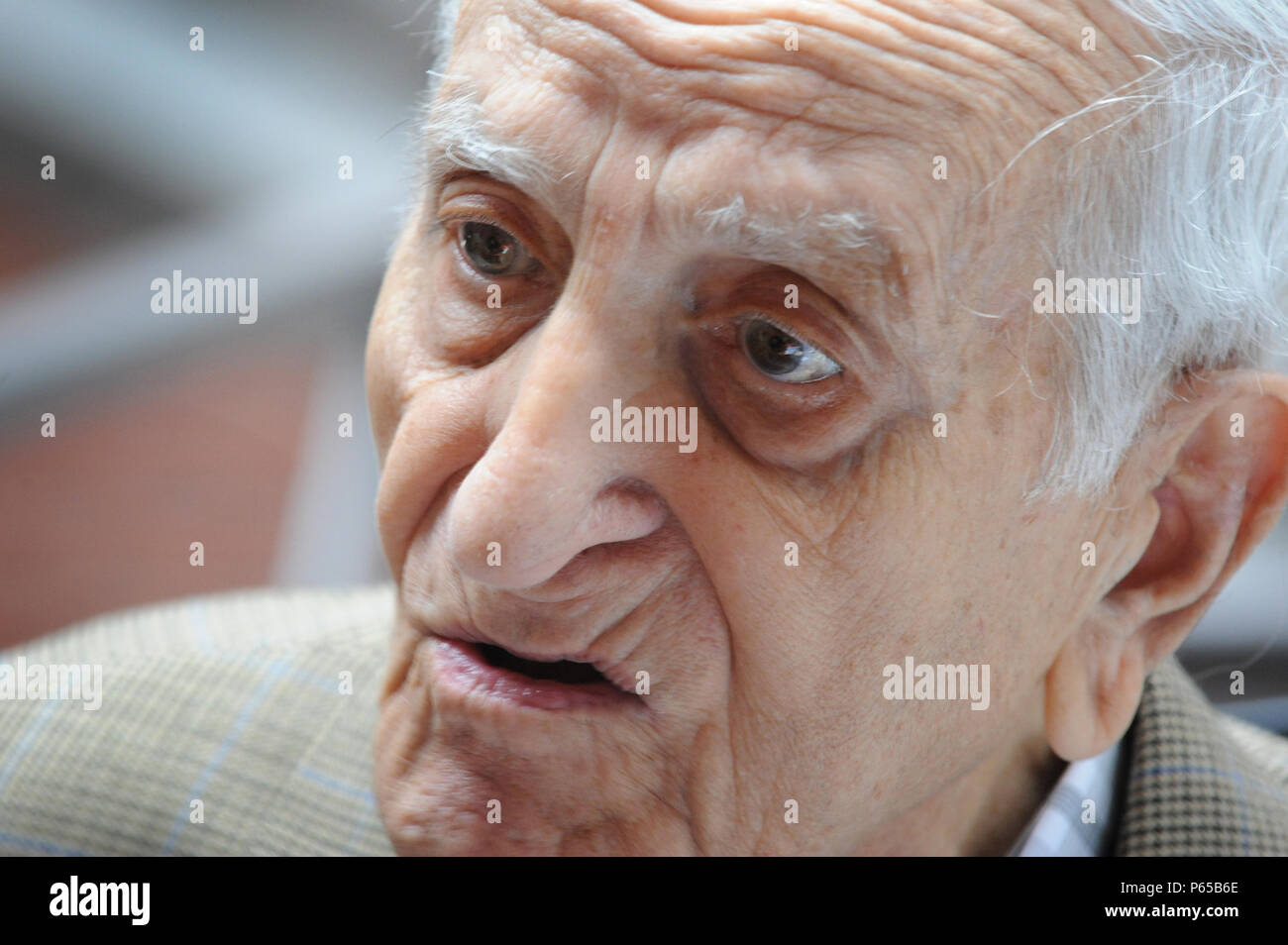 Bethesda, Maryland resident and Holocaust survivor, Mr. Henry Greenbaum ...