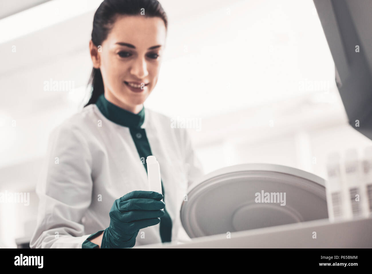 Medical research sample hi-res stock photography and images - Alamy