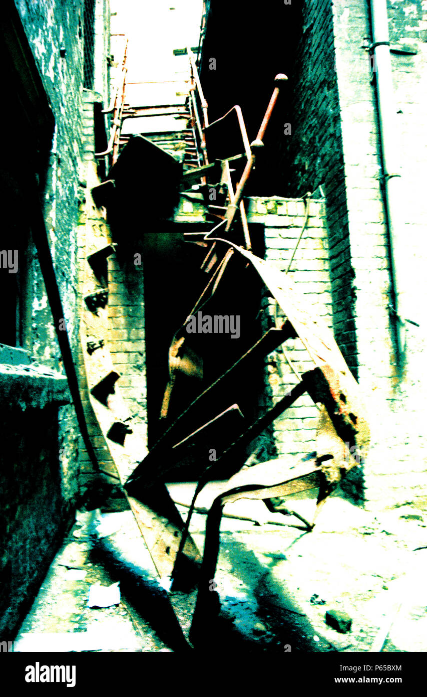 Run-down warehouse, Manchester, England Stock Photo - Alamy