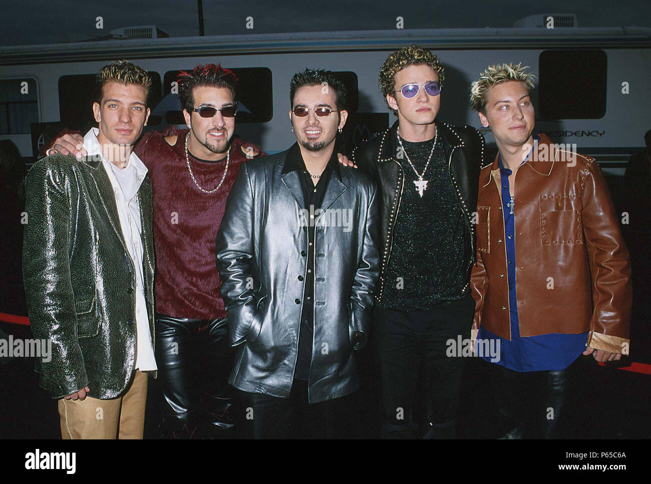 - N'Sync -3.jpgN'Sync -3 Event in Hollywood Life - California, Red ...