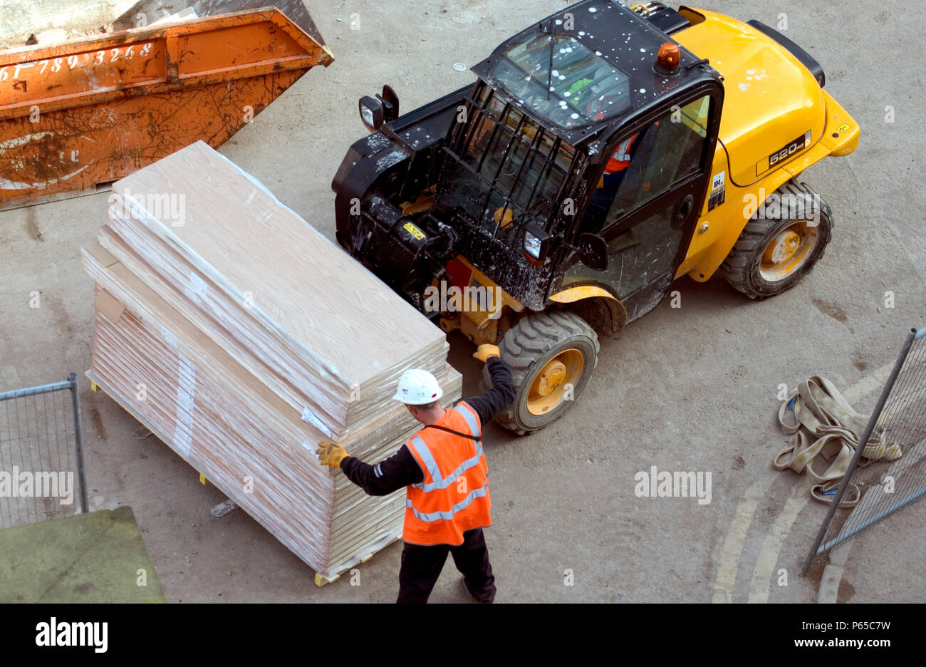 Plasterboards hi-res stock photography and images - Alamy