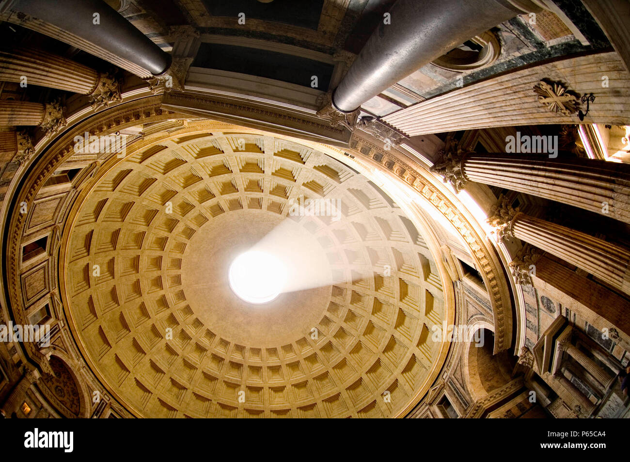 Interior of pantheon rome hi-res stock photography and images - Alamy