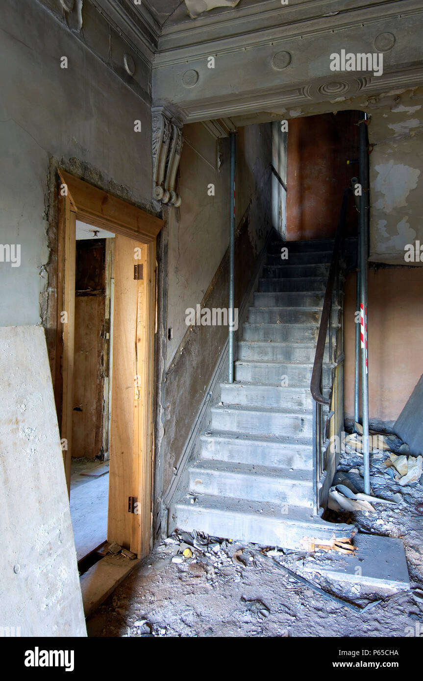 Inside a derelict house Stock Photo - Alamy