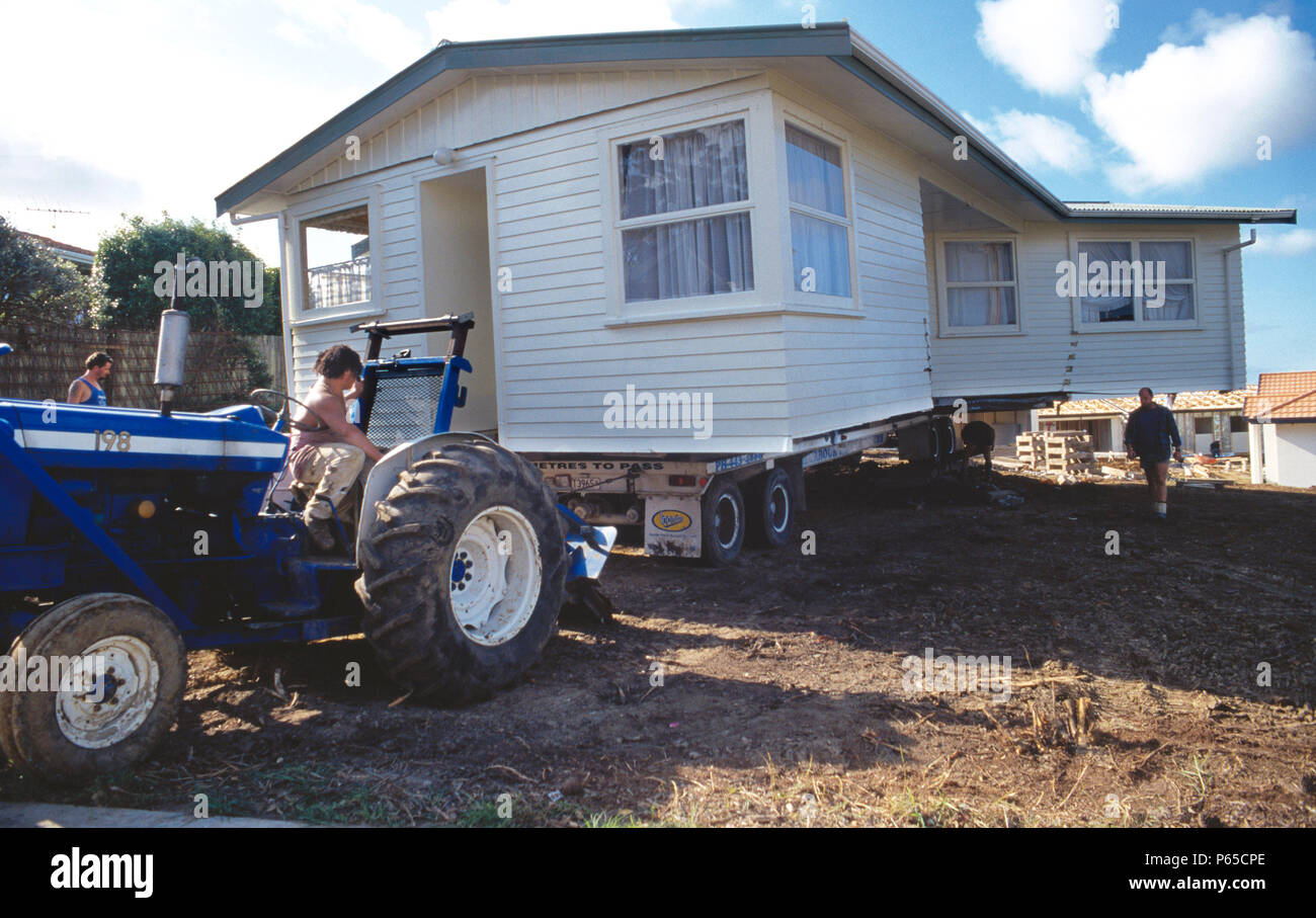 House relocated usa hi-res stock photography and images - Alamy