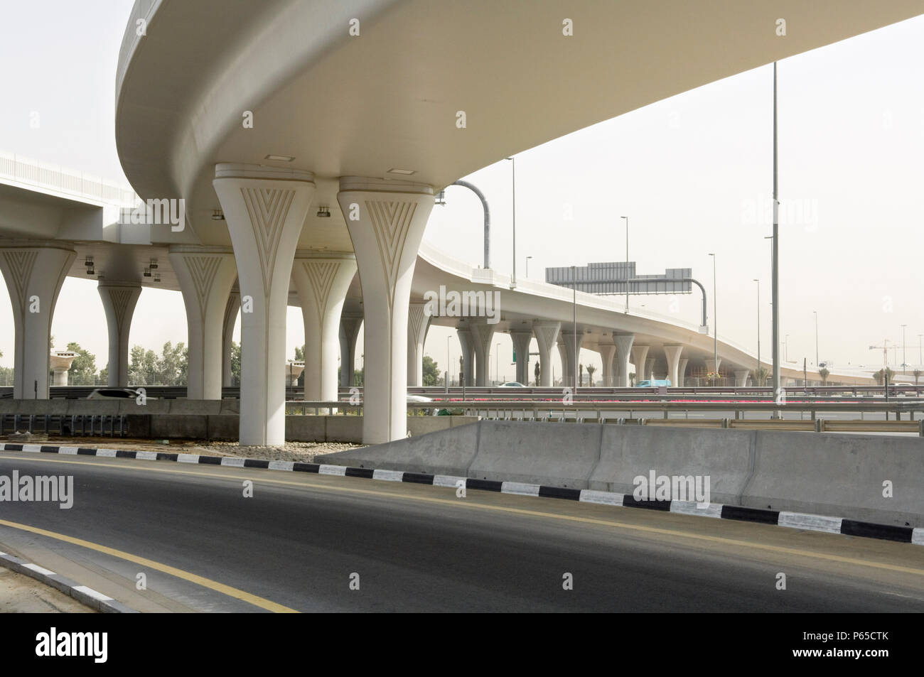 Dubai flyover hi-res stock photography and images - Alamy