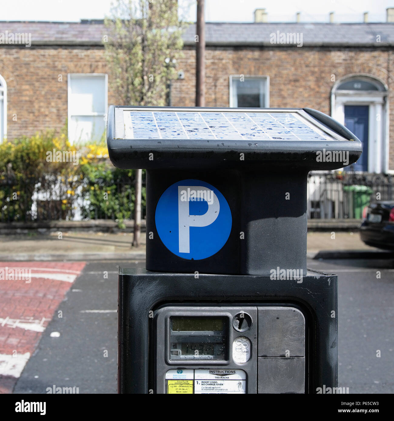 Solar powered parking ticket machine hi-res stock photography and ...