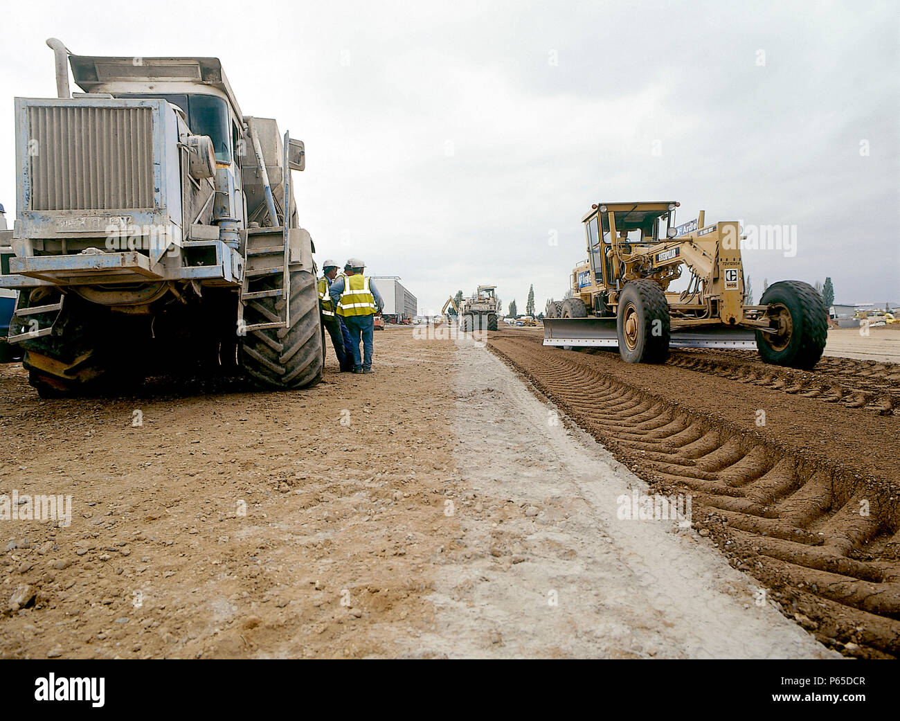 Caterpillar scraper hi-res stock photography and images - Alamy