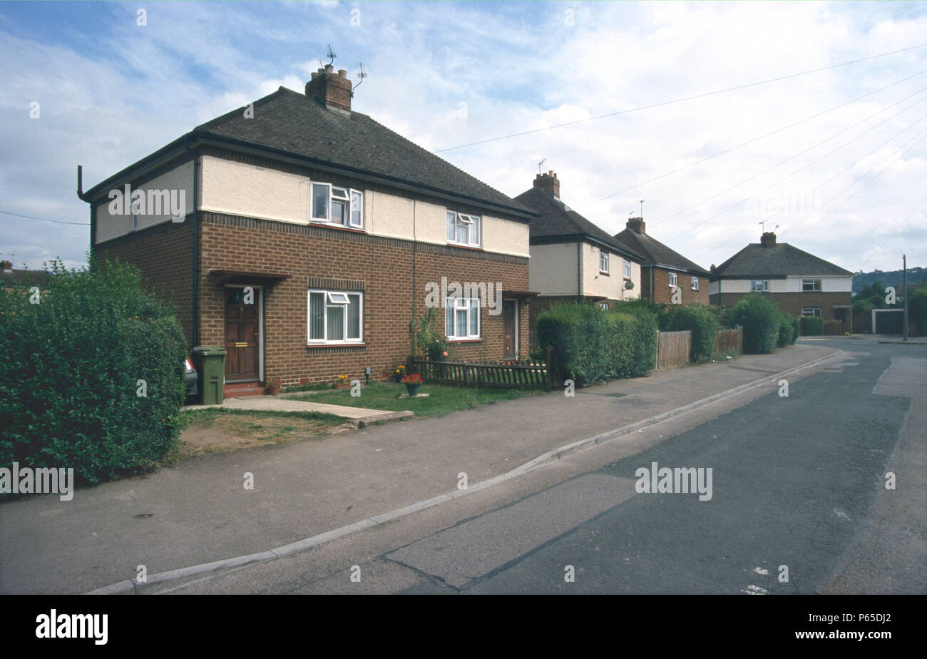 Council house 1950's hi-res stock photography and images - Alamy