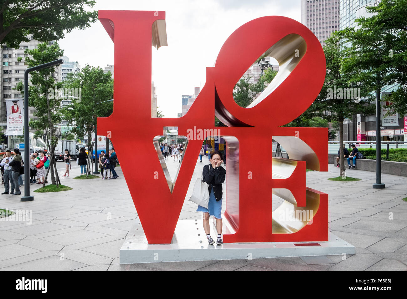 Love,statue,design,display,at,base,of,Taipei 101,Tower,Taipei,Taipei ...