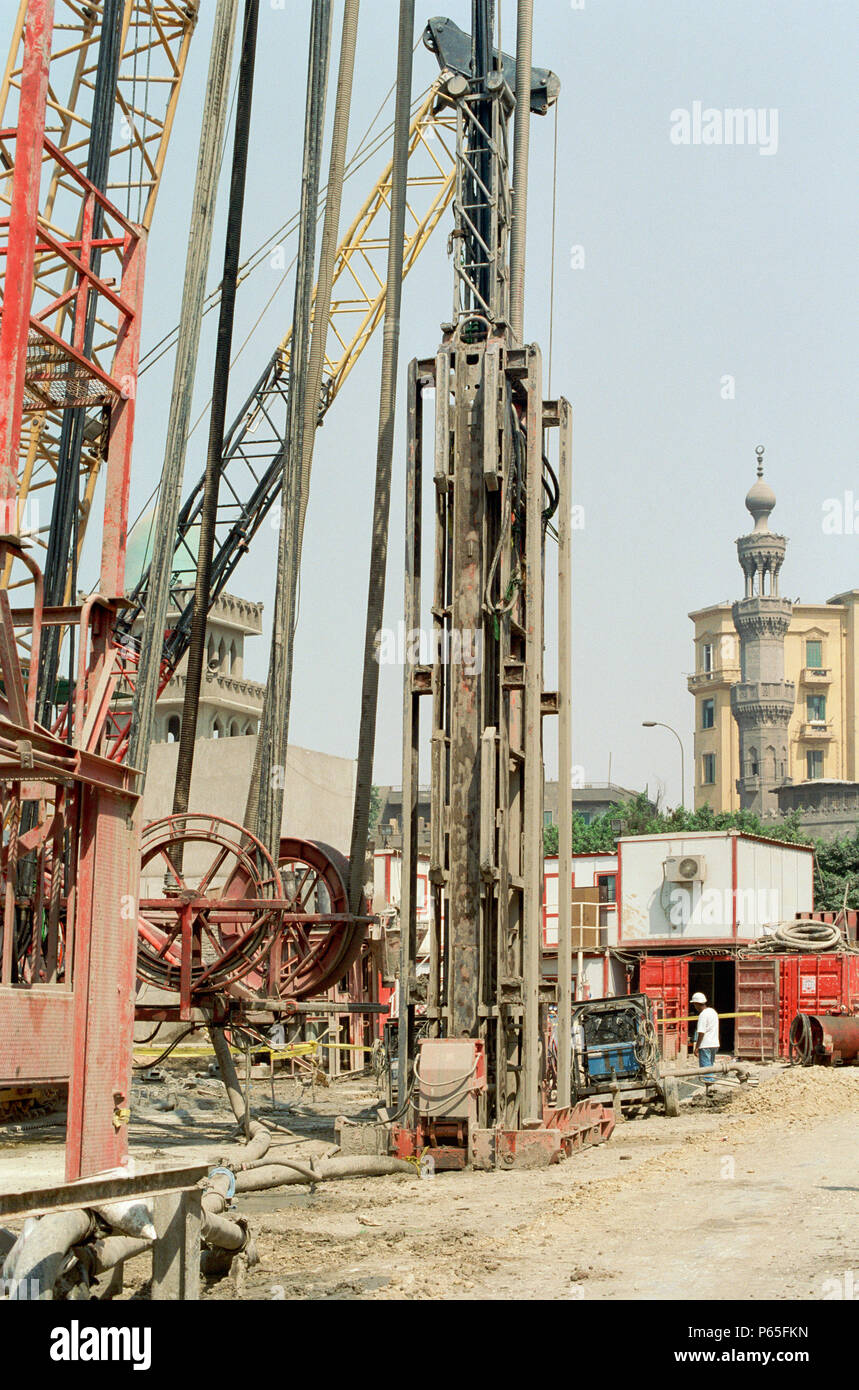 Diaphragm wall hi-res stock photography and images - Alamy