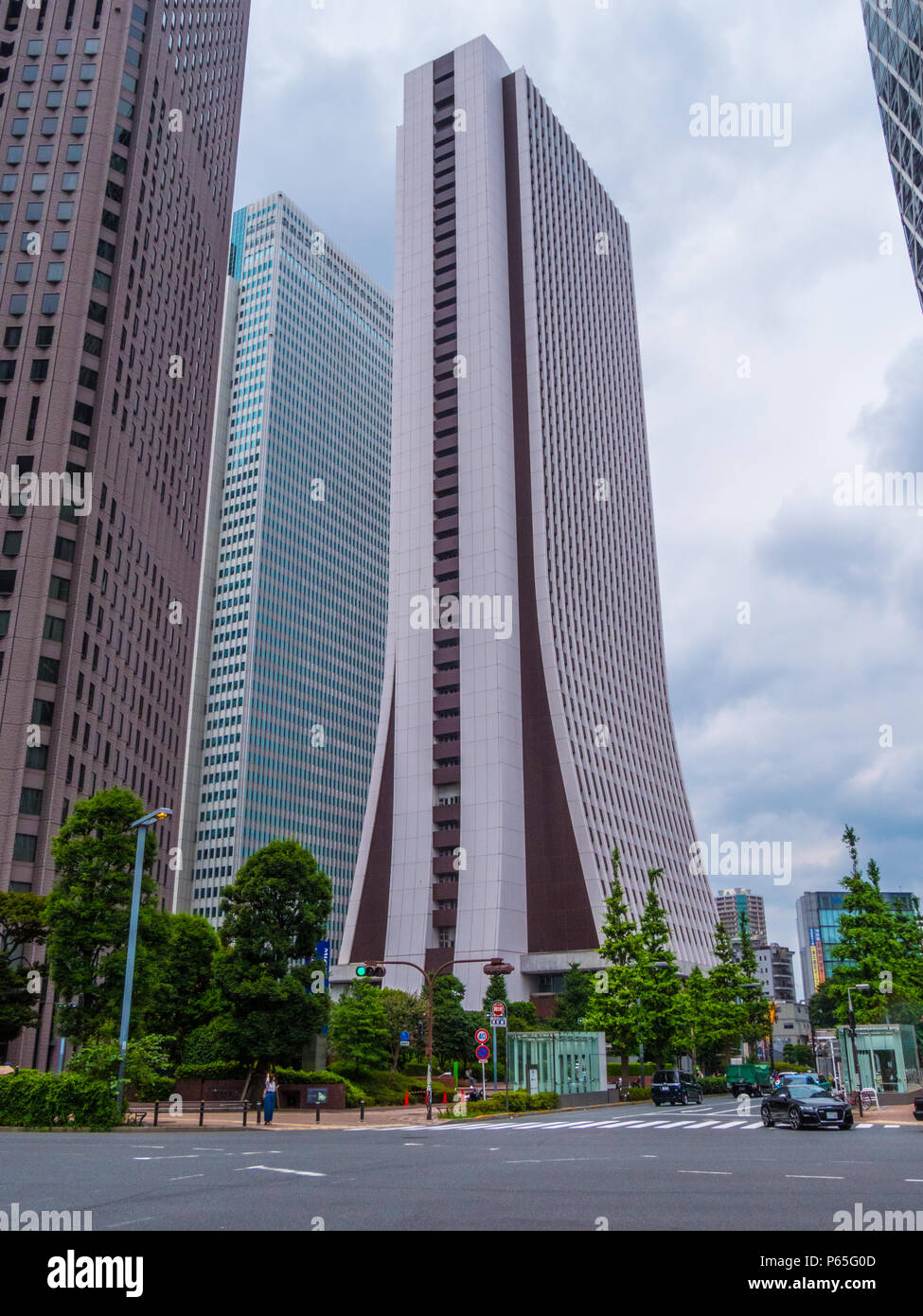 Sompo japan building hi-res stock photography and images - Alamy