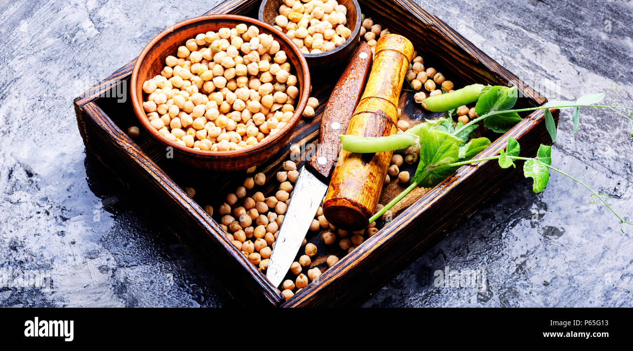 Chickpea-for cooking traditional dishes of Middle Eastern cuisines ...