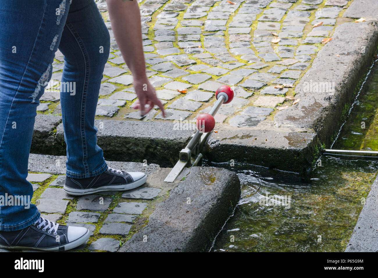 Spindle lock hi-res stock photography and images - Alamy