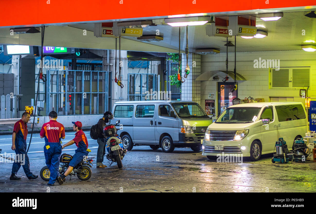 Traditional asian gas station hi-res stock photography and images - Alamy
