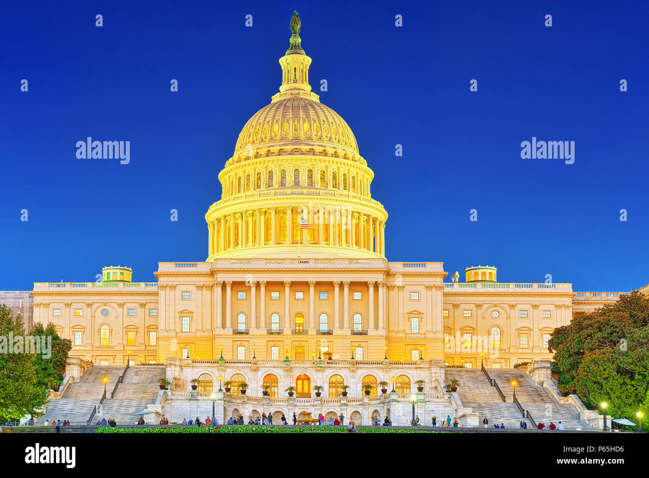Front grassplot hi-res stock photography and images - Alamy