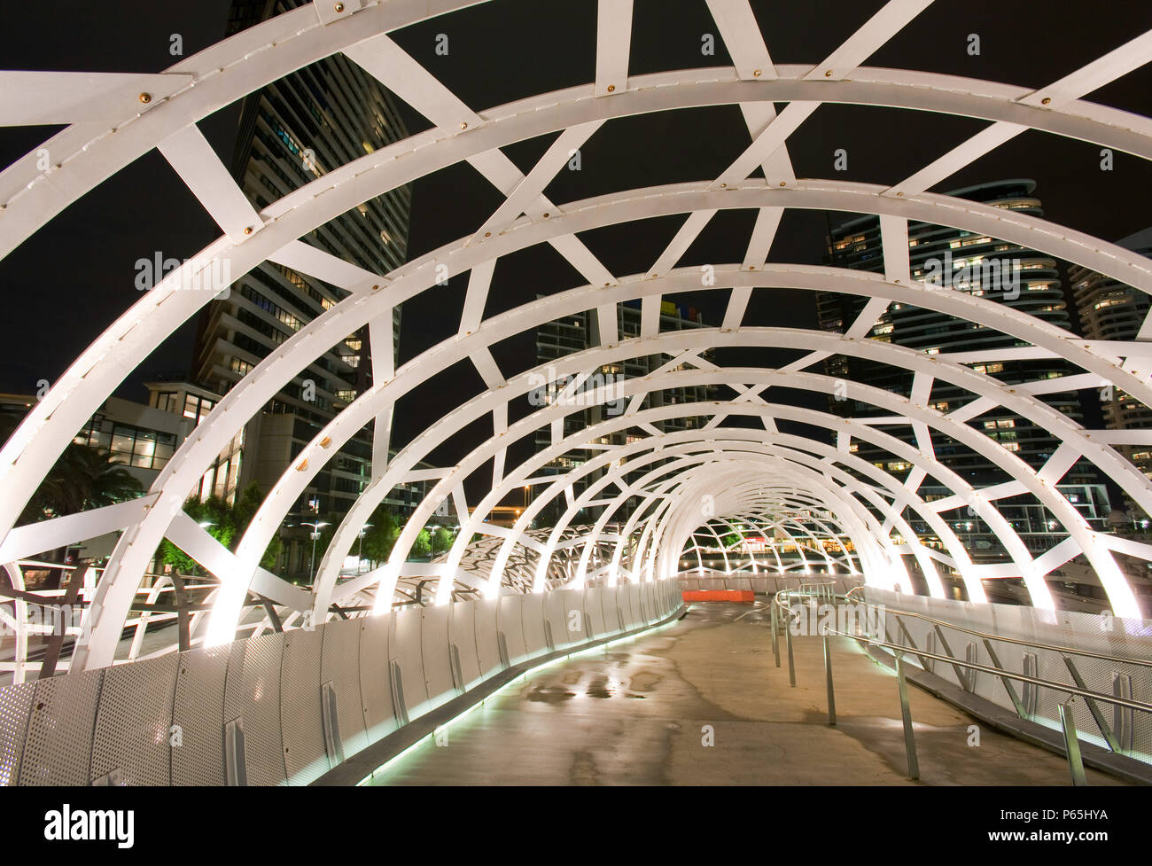 Modern curved footbridge hi-res stock photography and images - Alamy