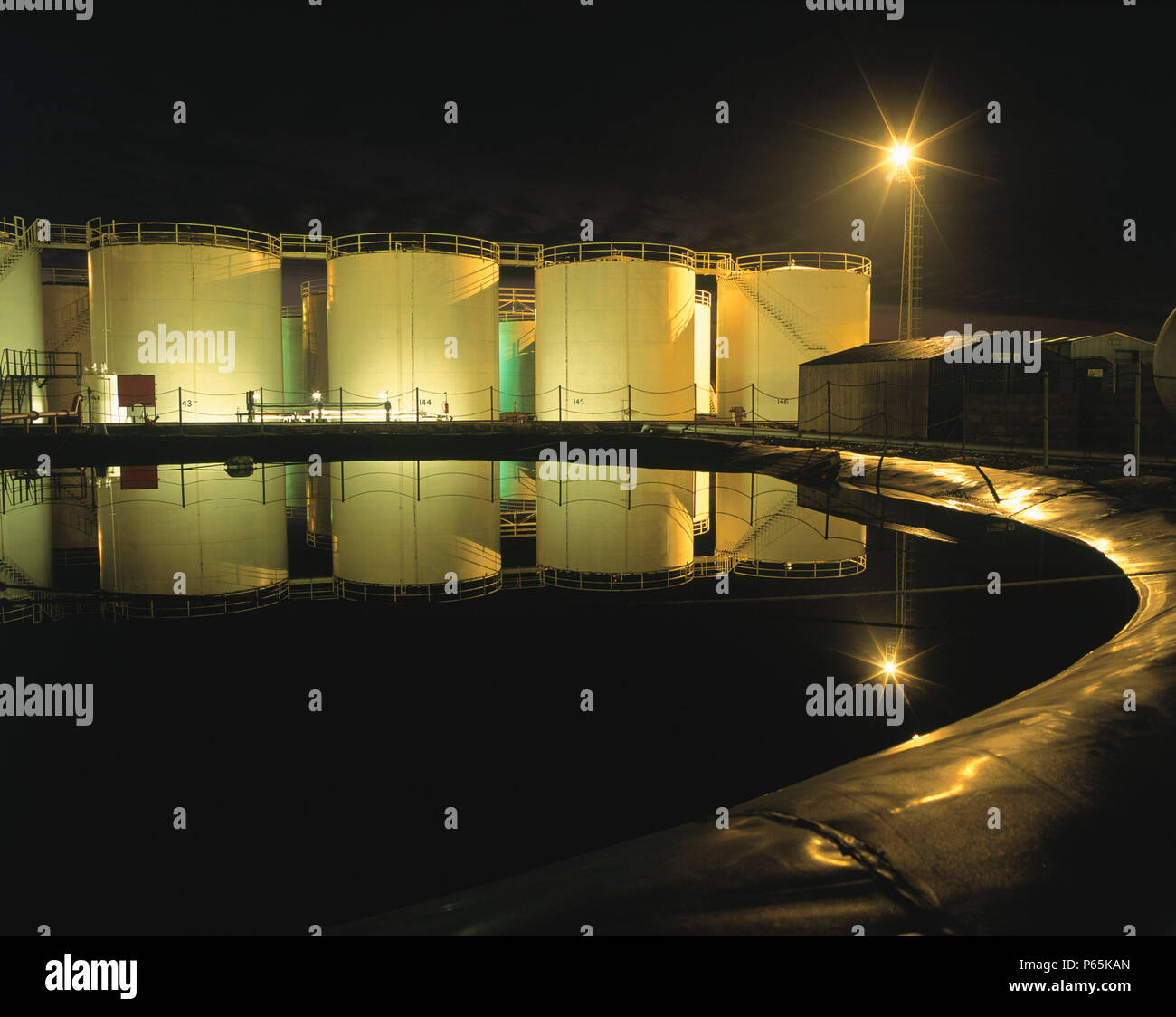 Carless hi-res stock photography and images - Alamy