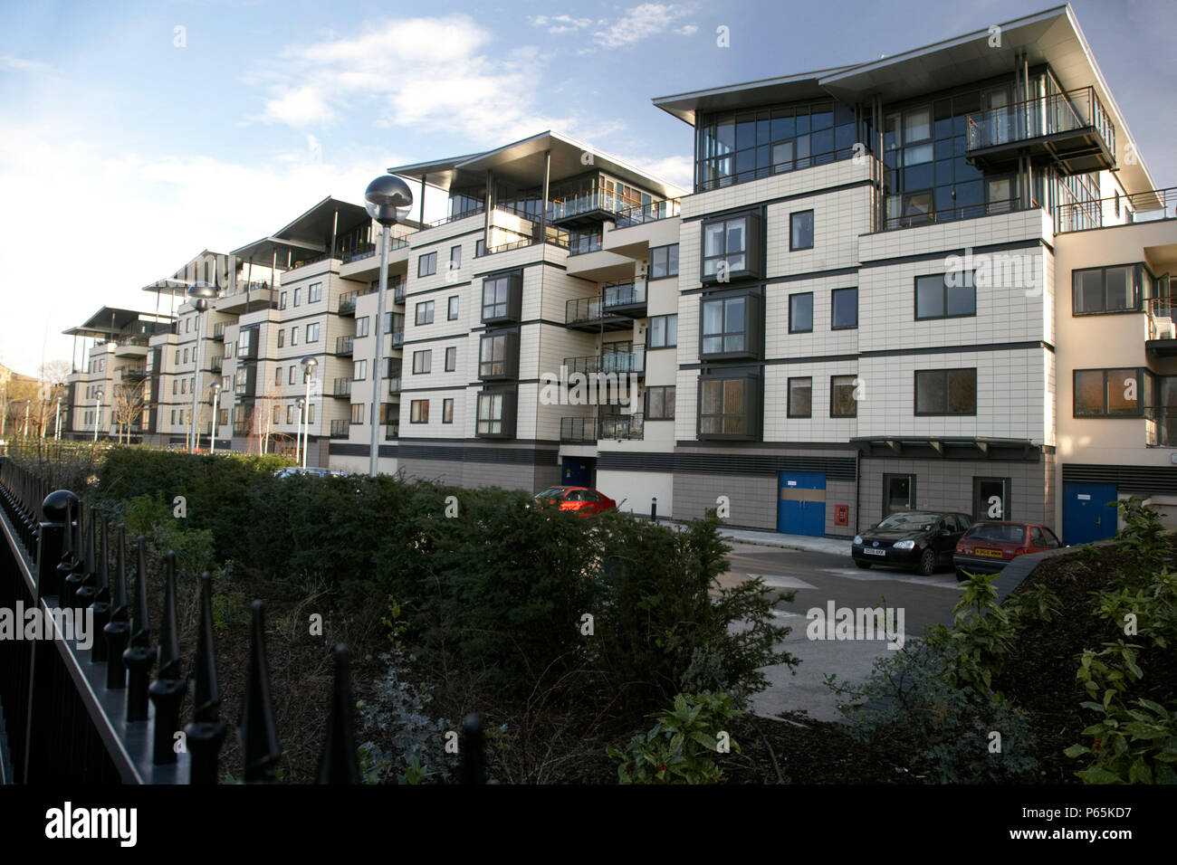 New riverside residential development, Cambridge, UK Stock Photo - Alamy