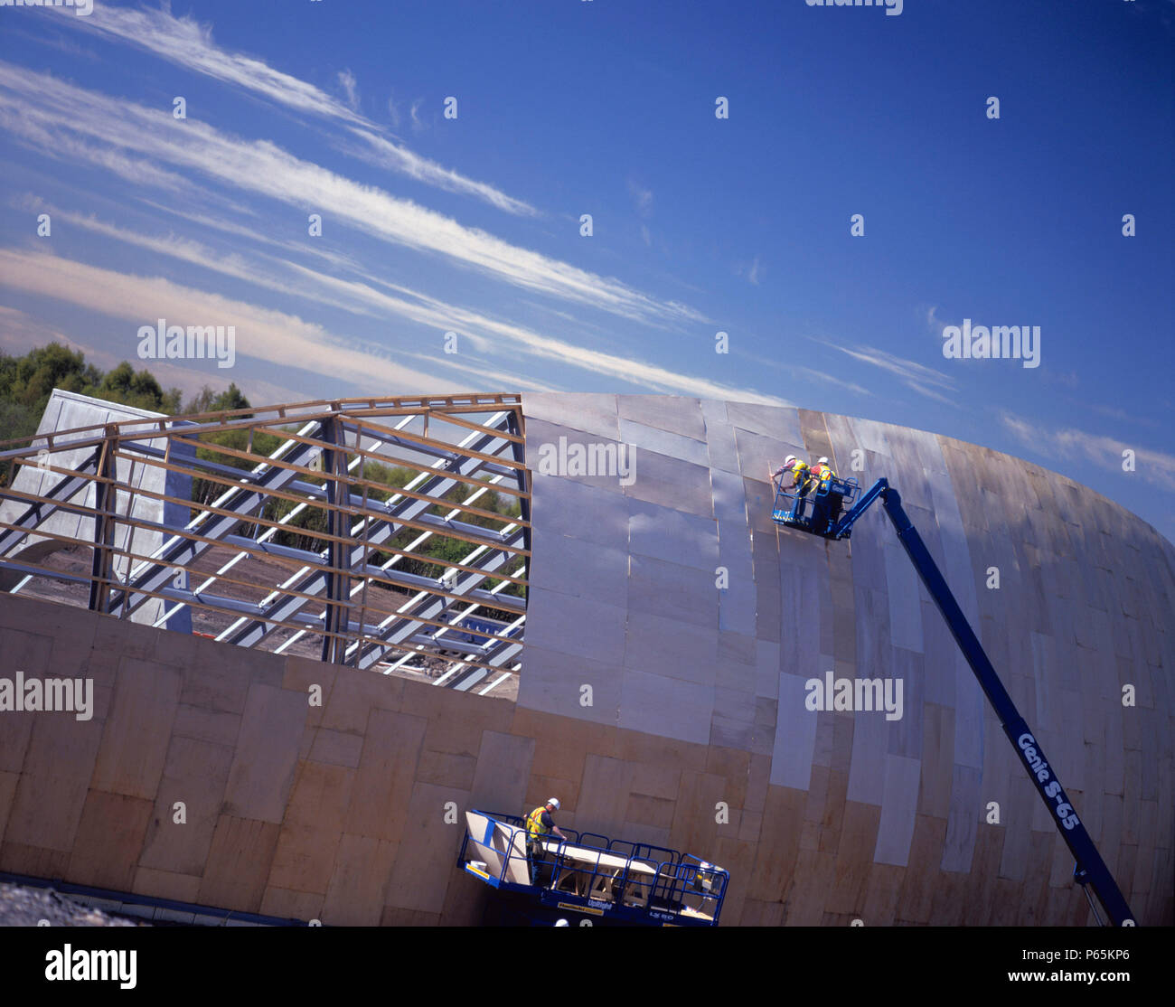 Falkirk wheel building hi-res stock photography and images - Alamy