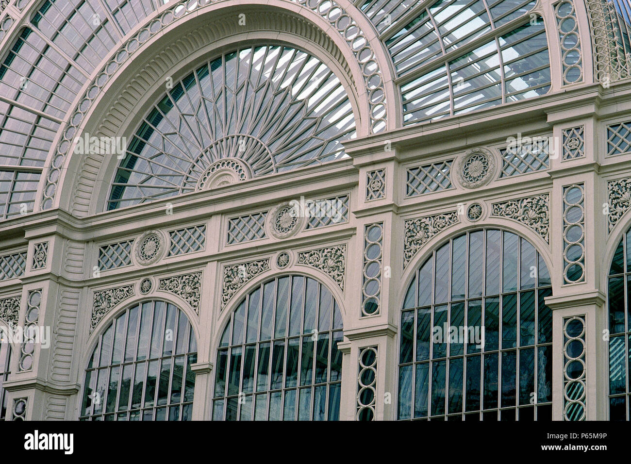 Exterior of Royal Opera House. Covent Garden, London, United Kingdom ...