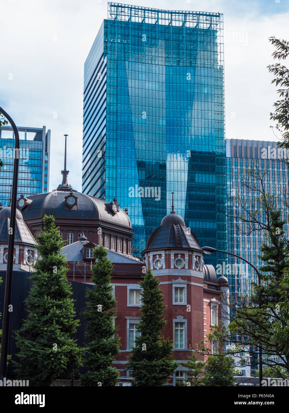 Modern office buildings at Tokyo station - awesome architecture - TOKYO ...
