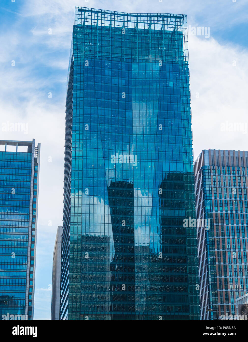 Modern office buildings at Tokyo station - awesome architecture - TOKYO ...