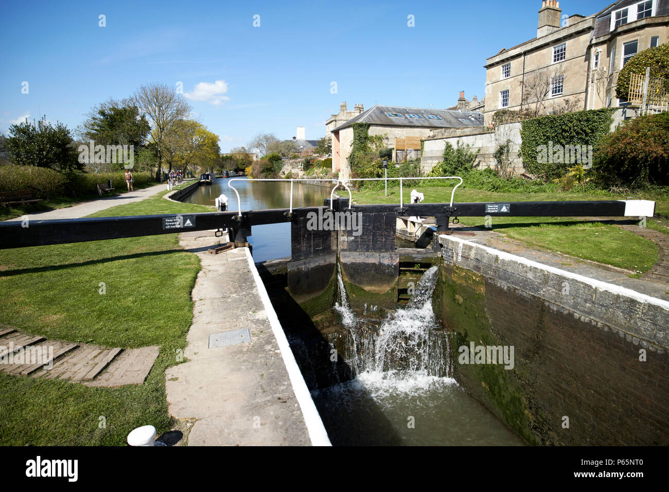 Bath top lock on the Kennet and Avon Canal Bath England UK Stock Photo ...