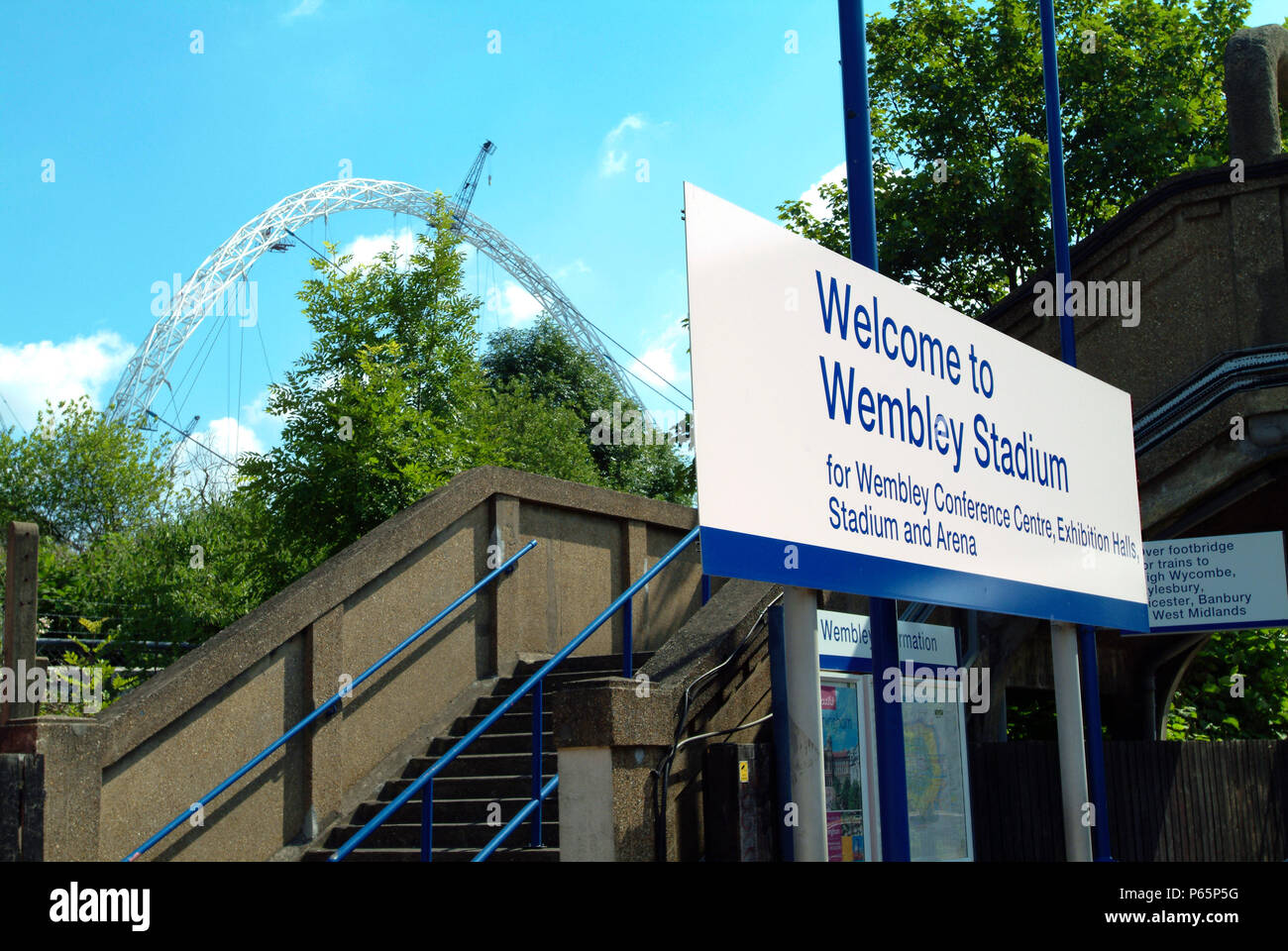View of the new Wembley Stadium's triomphant arch, main focus of this £ ...