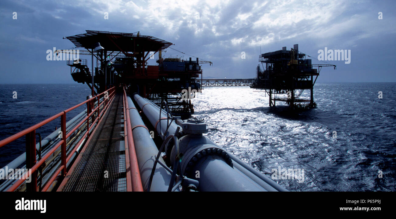 Oil Production Complex in the Gulf of Suez, Egypt Stock Photo - Alamy