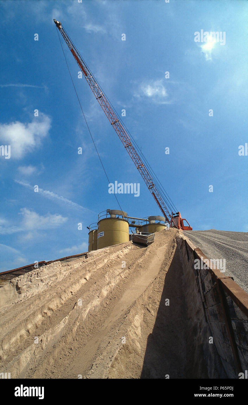 Concrete aggregate pile hi-res stock photography and images - Alamy