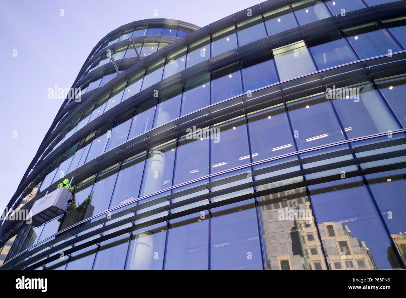 No.1 London Wall, London, UK. Norman Foster and Partners Architects ...