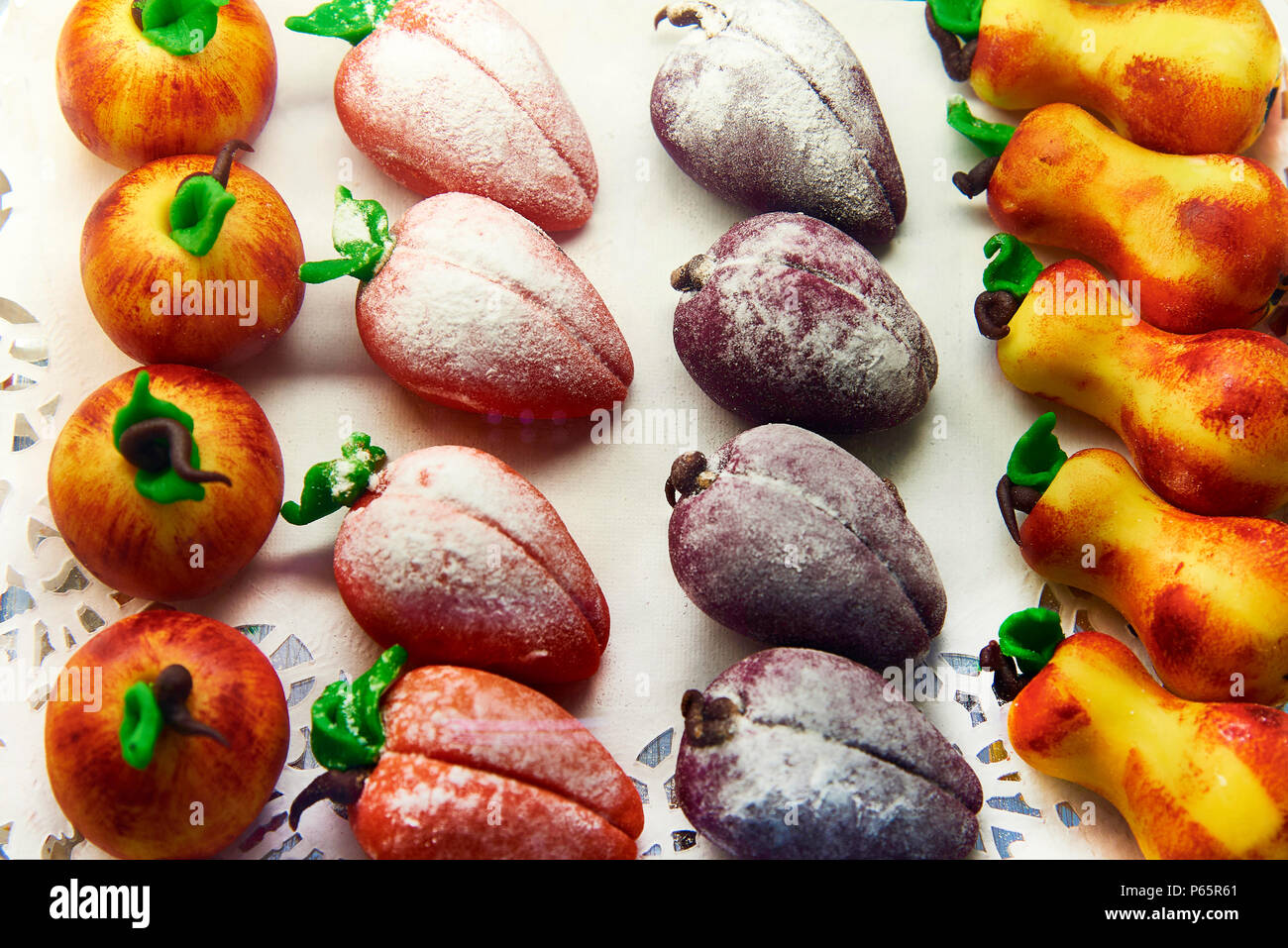 Juicy fruit candy hi-res stock photography and images - Alamy