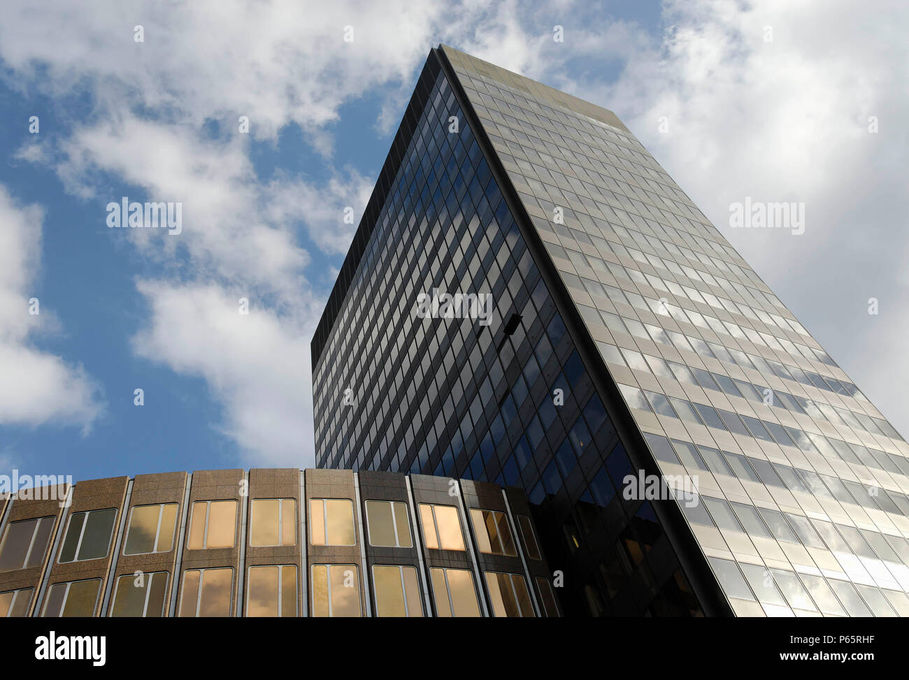 6 8 bishopsgate hi-res stock photography and images - Alamy