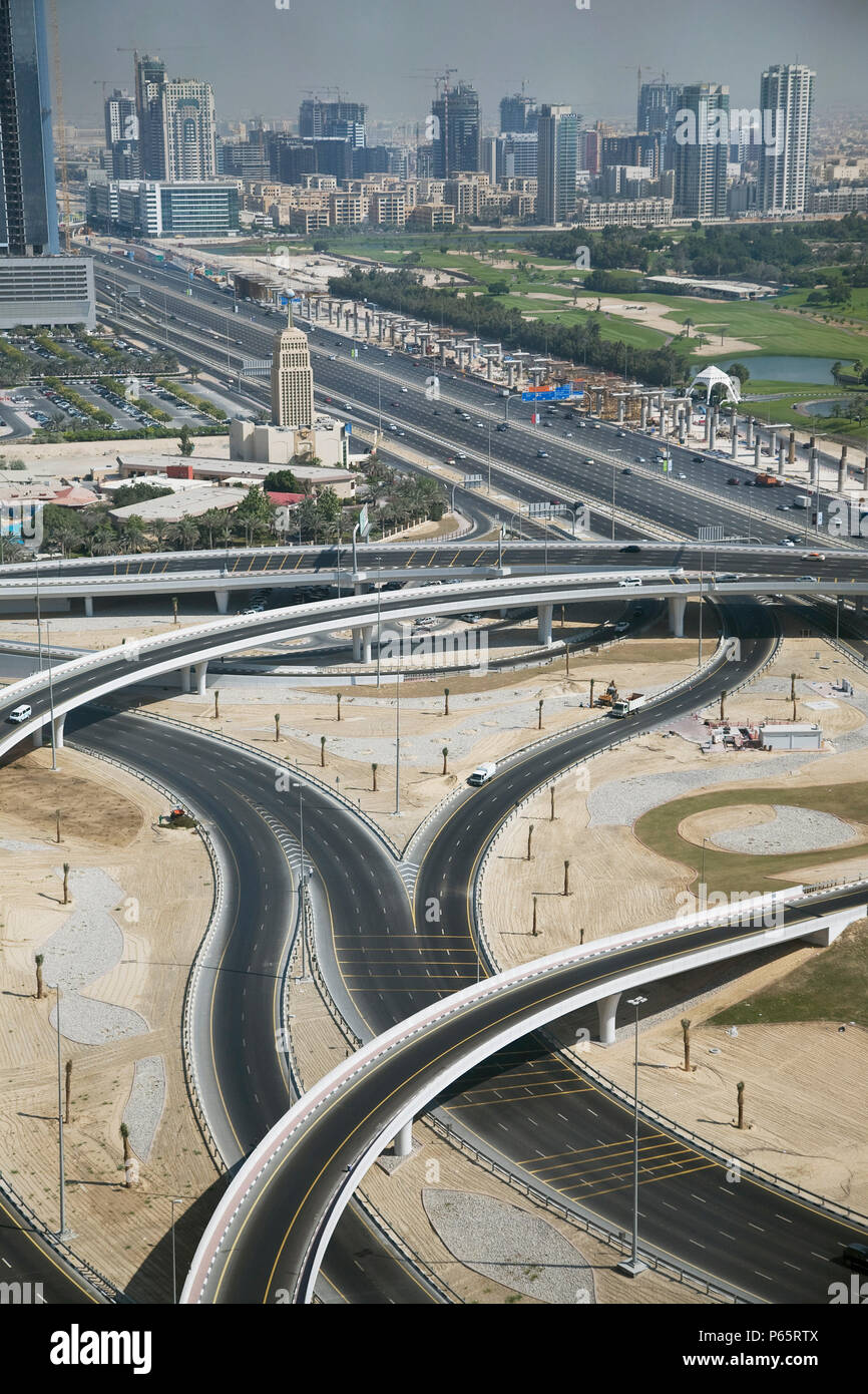 Dubai flyover hi-res stock photography and images - Alamy