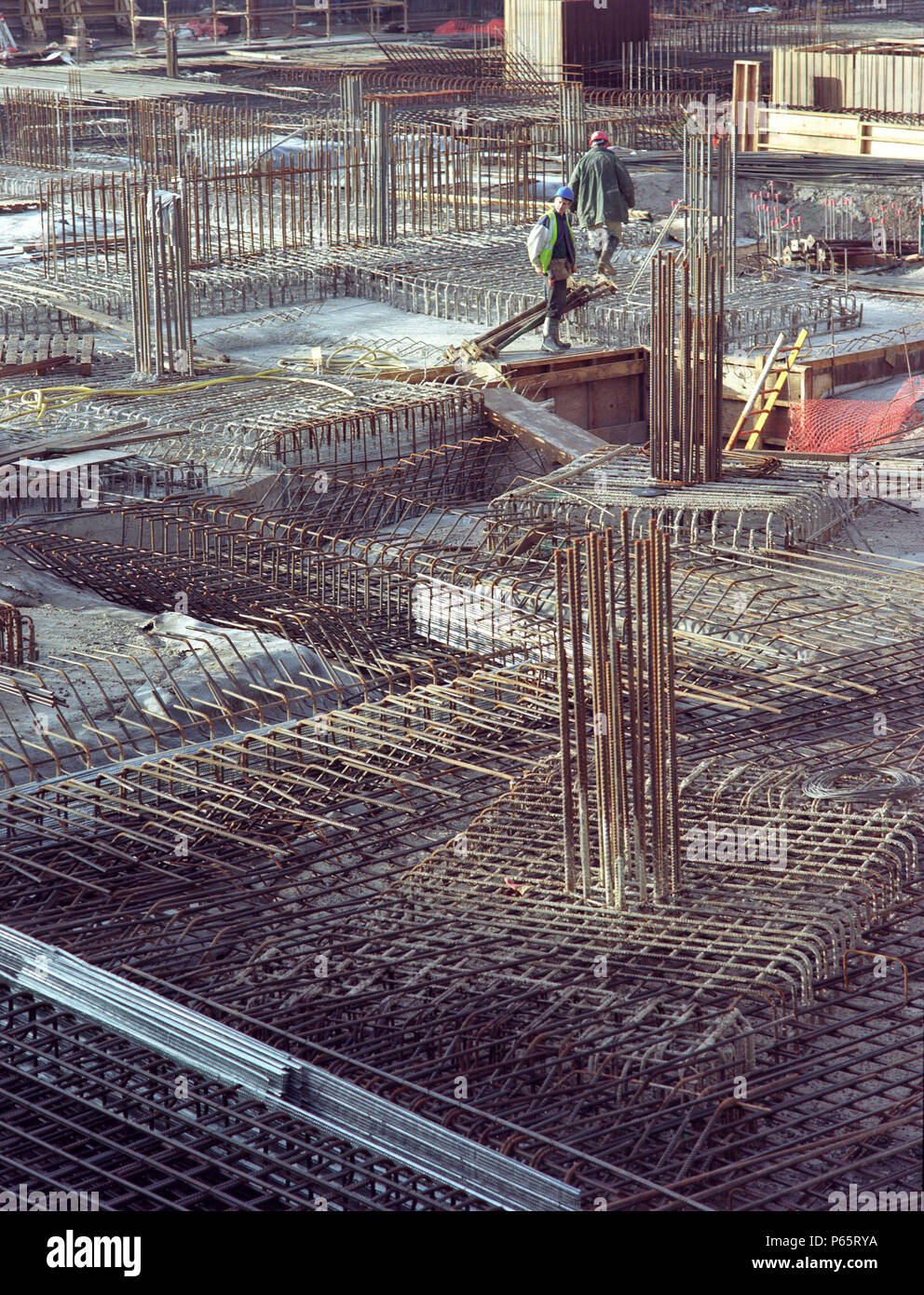 Steel reinforcement piles reinforced concrete hi-res stock photography ...