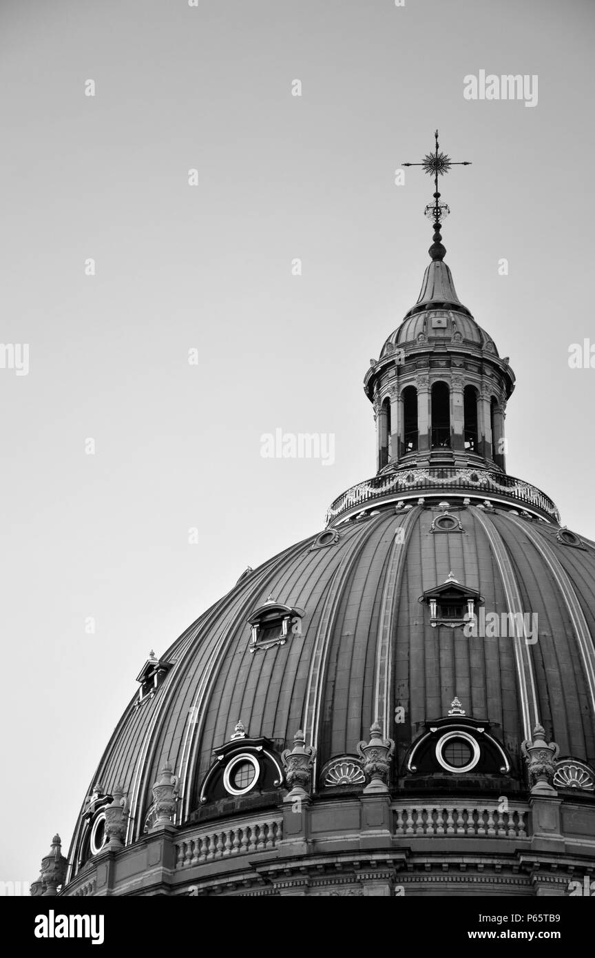 Danske folkekirke hi-res stock photography and images - Alamy