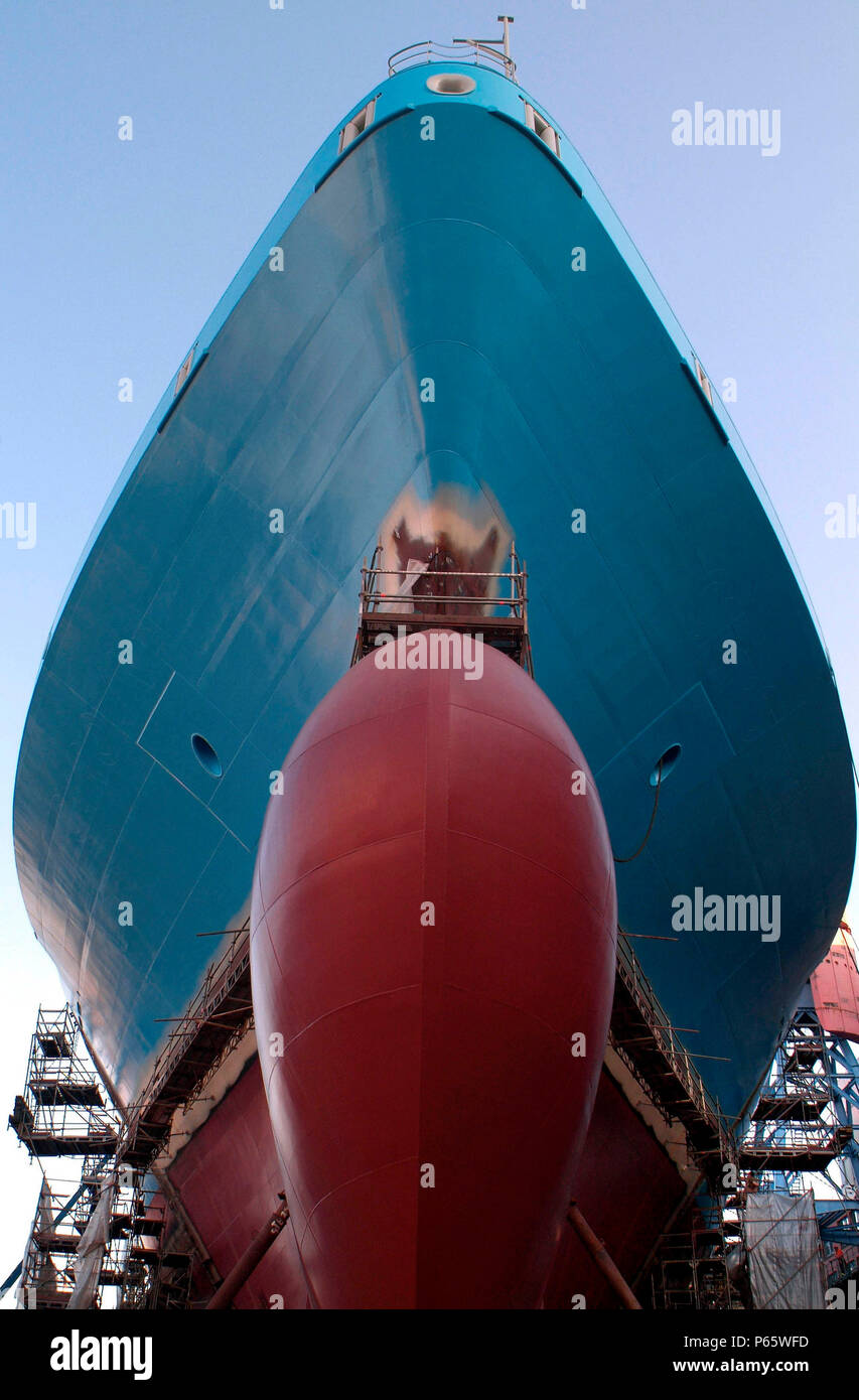 Kiel docks hi-res stock photography and images - Alamy