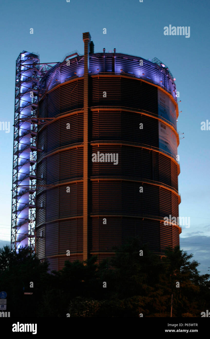 Gasometer venue hi-res stock photography and images - Alamy