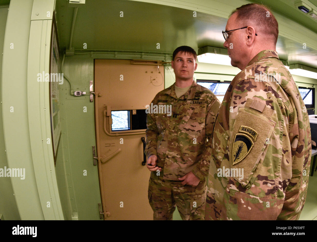 Lt. Gen. Ben Hodges (right,) the United States Army-Europe (USAREUR ...