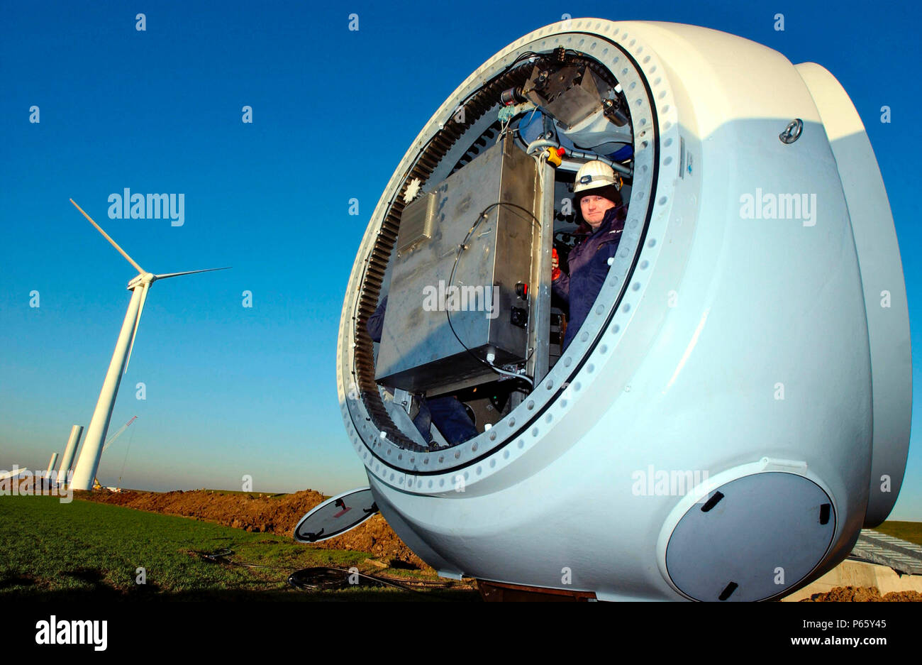 1 5 mw wind turbine hi-res stock photography and images - Alamy