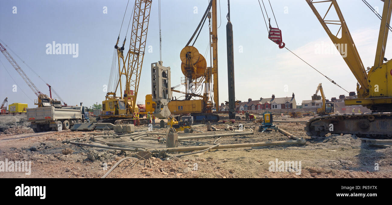 Mobile tower cranes hi-res stock photography and images - Alamy